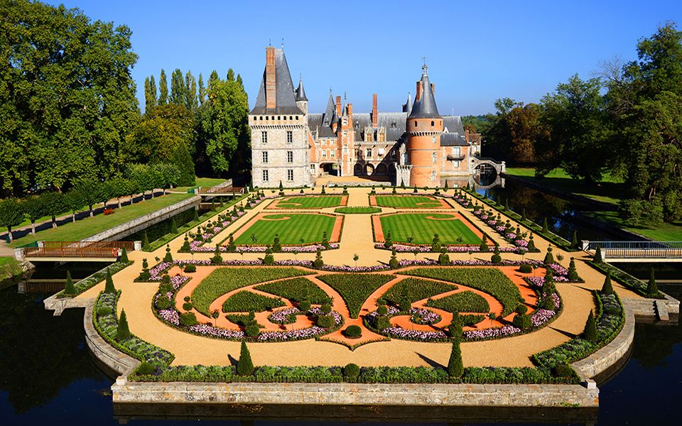 Une journée à Montfort-l’Amaury et au château de Maintenon | Intermèdes